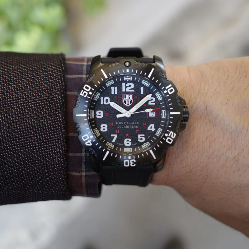【Luminox】ネイビーシールズウォッチ最新作 | プリベ石川｜愛媛県(松山・新居浜)で腕時計、婚約指輪、結婚指輪などを取扱う正規時計宝飾 ...